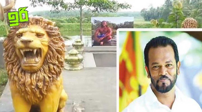 පුරුදු පාරෙම අදත් යනවා ඒත් වෙන ගමනක් පුතේ මගේ තනියට ලොකු පුතා ඇති සොයා ...